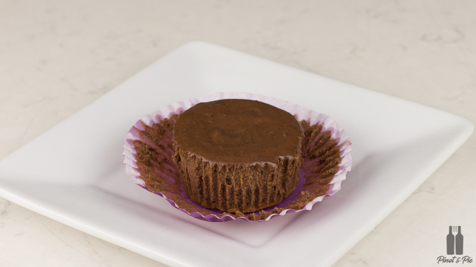 Mini Double Chocolate Cheesecakes with Rum – Pinot & Pie